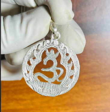 🕉️ Om Flame Pendant – Pure Silver | Sacred Sound Symbol with Energy Au ...