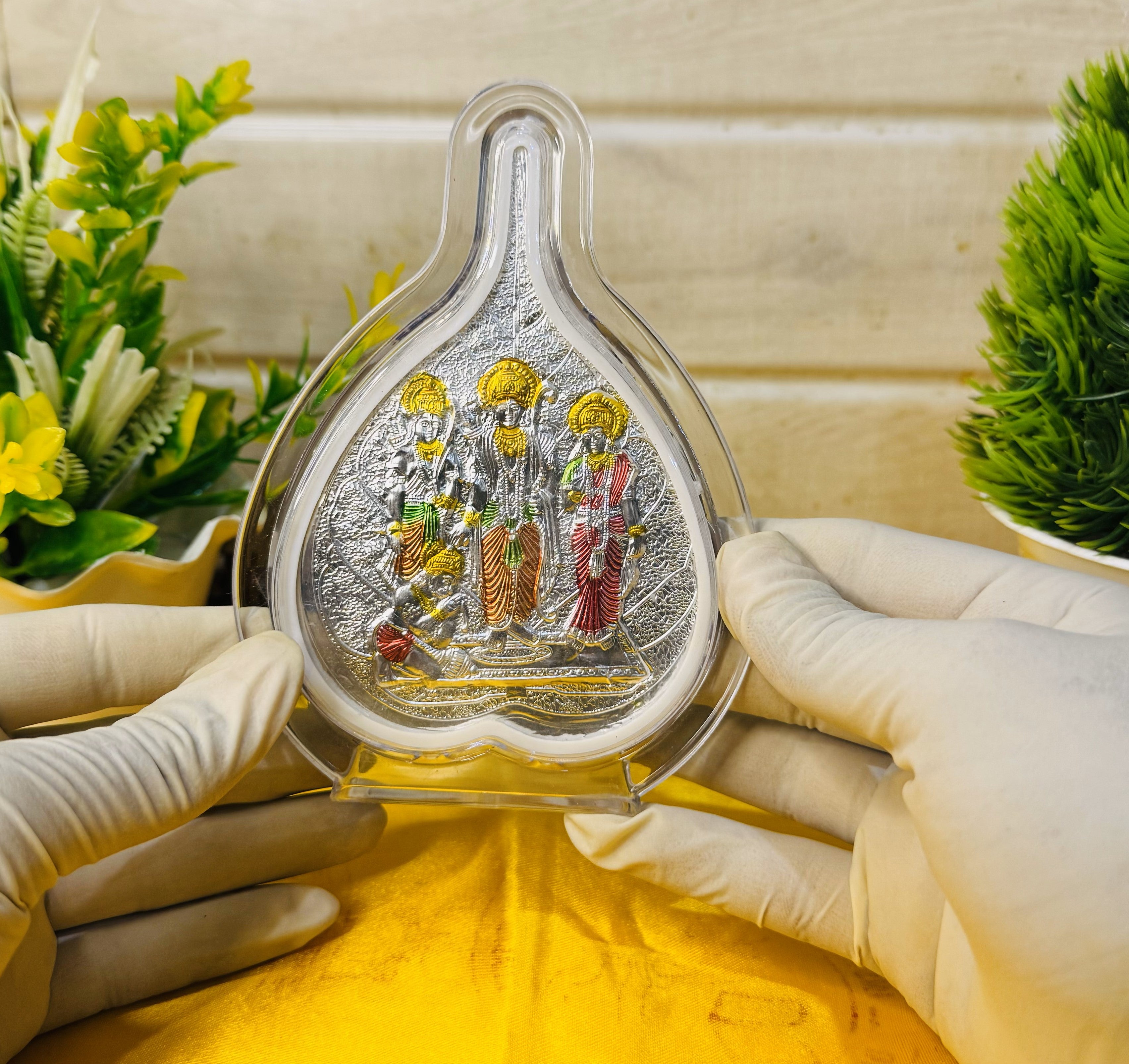 999 Silver Shree Ram Darbar Paan-Shaped Frame – Encased in Crystal – Laati